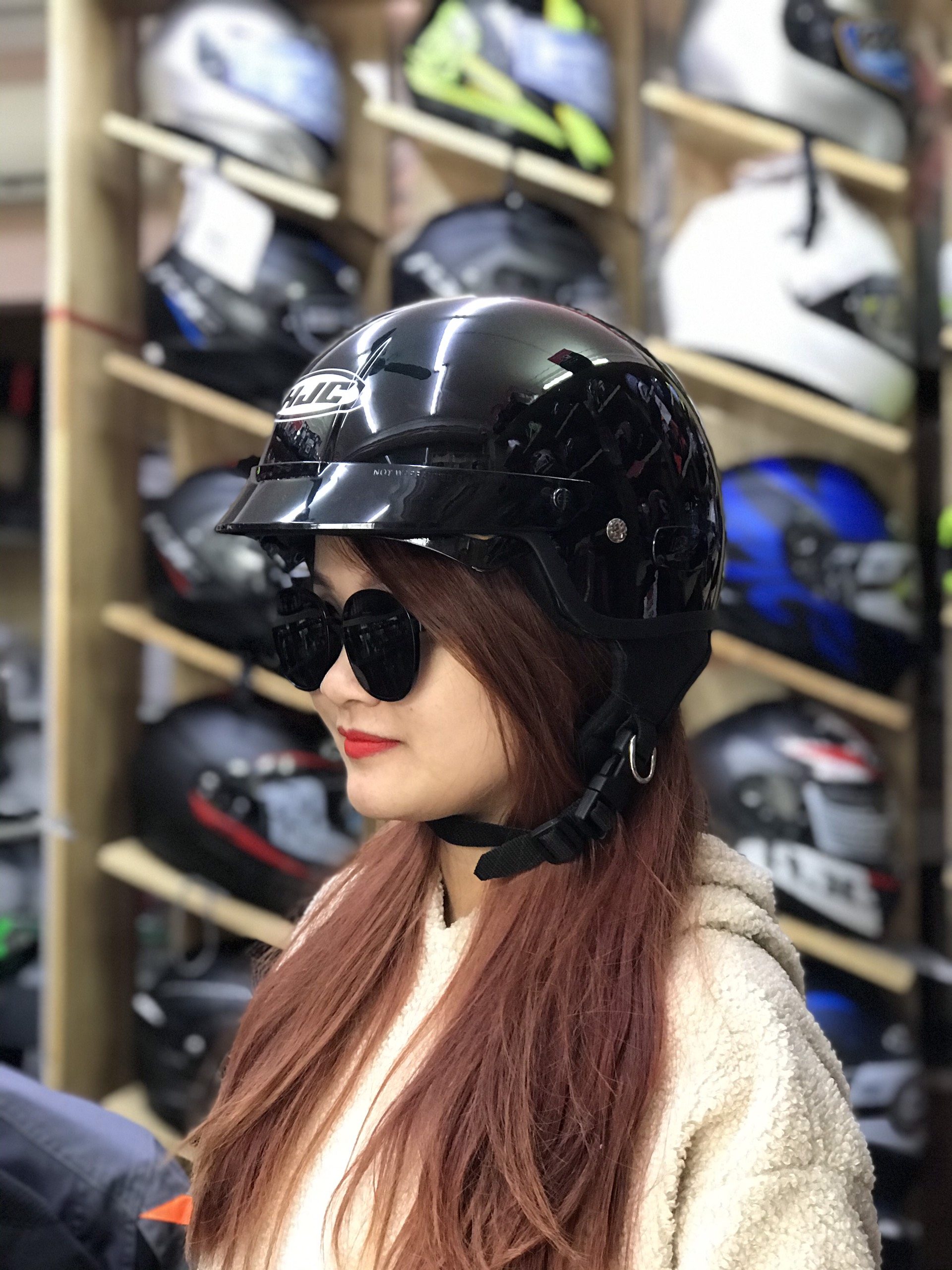 Mũ bảo hiểm nửa đầu HJC IS-2V (kính âm) - Gsports.vn